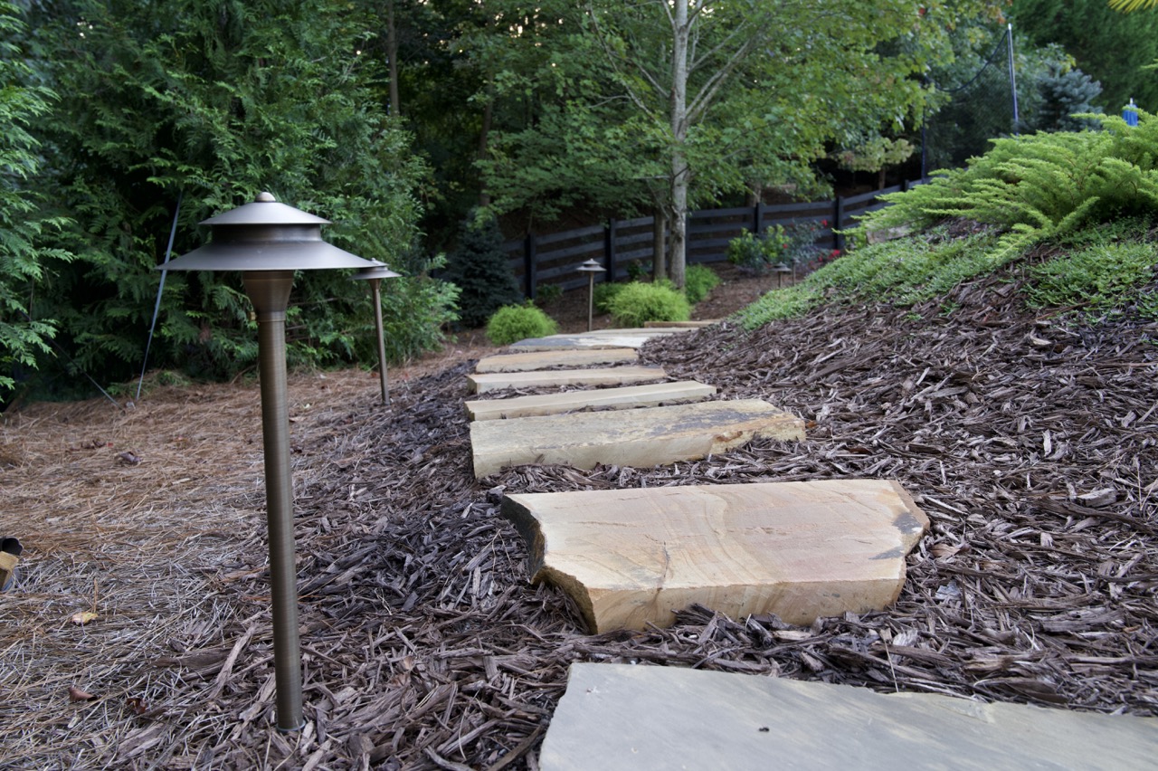 Tips For Stunning Pathway Lighting | Georgia Lightscapes | Blog
